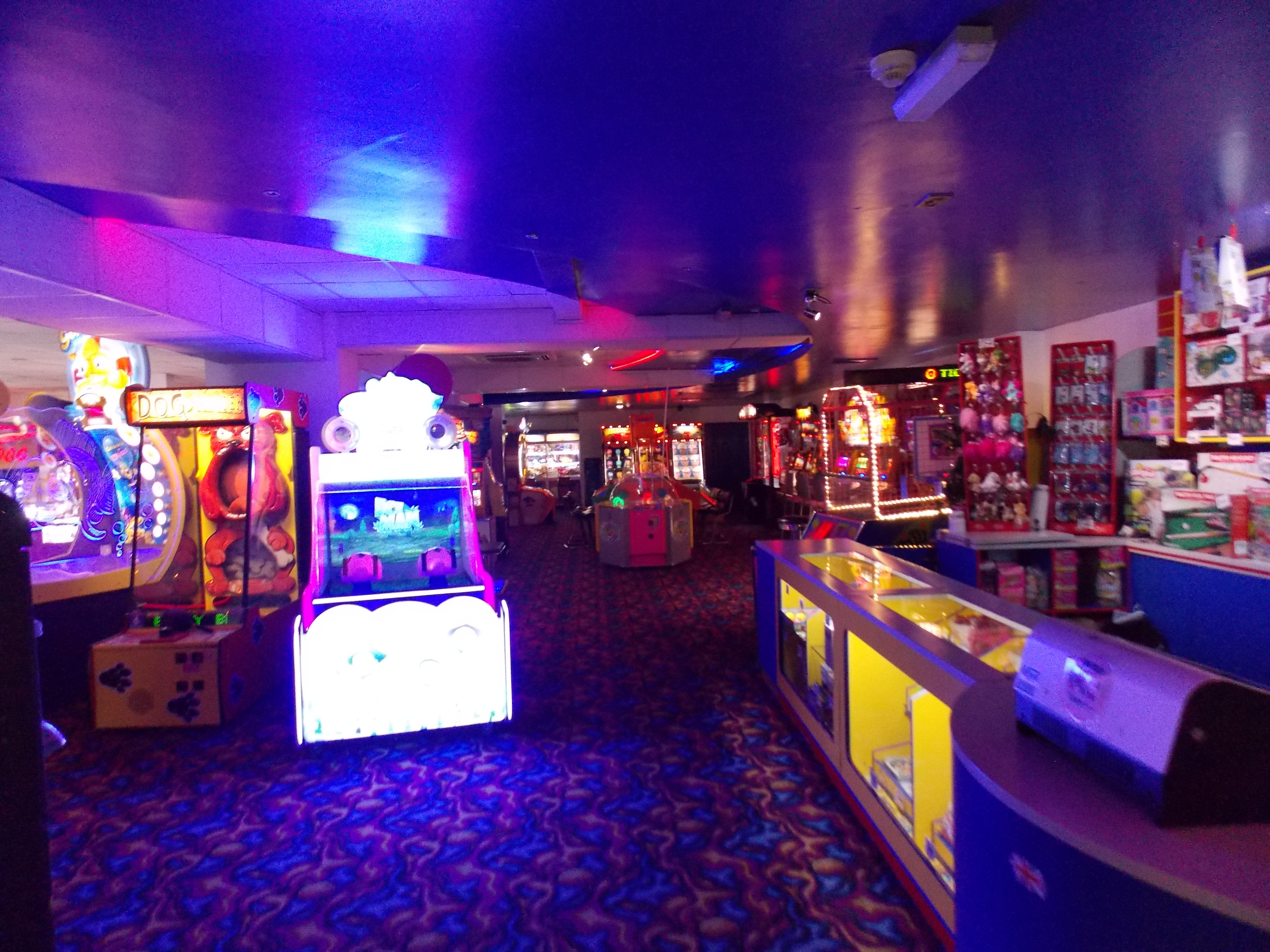 MFME - Cabinet Backgrounds - Emulator Chat - Desert Island Fruits