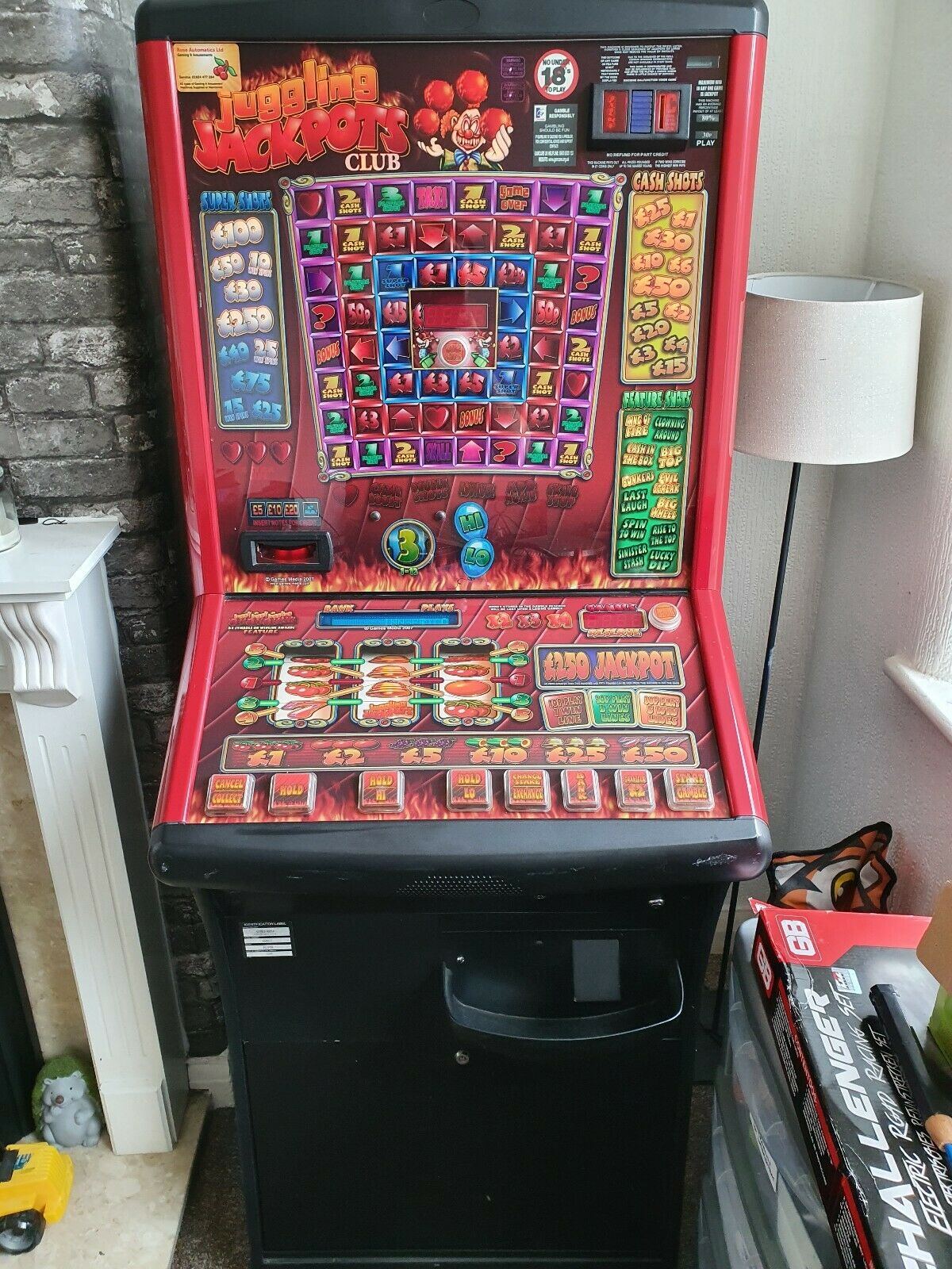Games Media - Juggling Jackpots Club - Games Media - Desert Island Fruits
