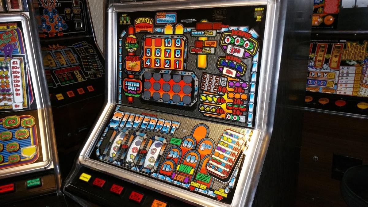 JPM - Silverpot £1.50 & £3 Jackpot - JPM - Desert Island Fruits