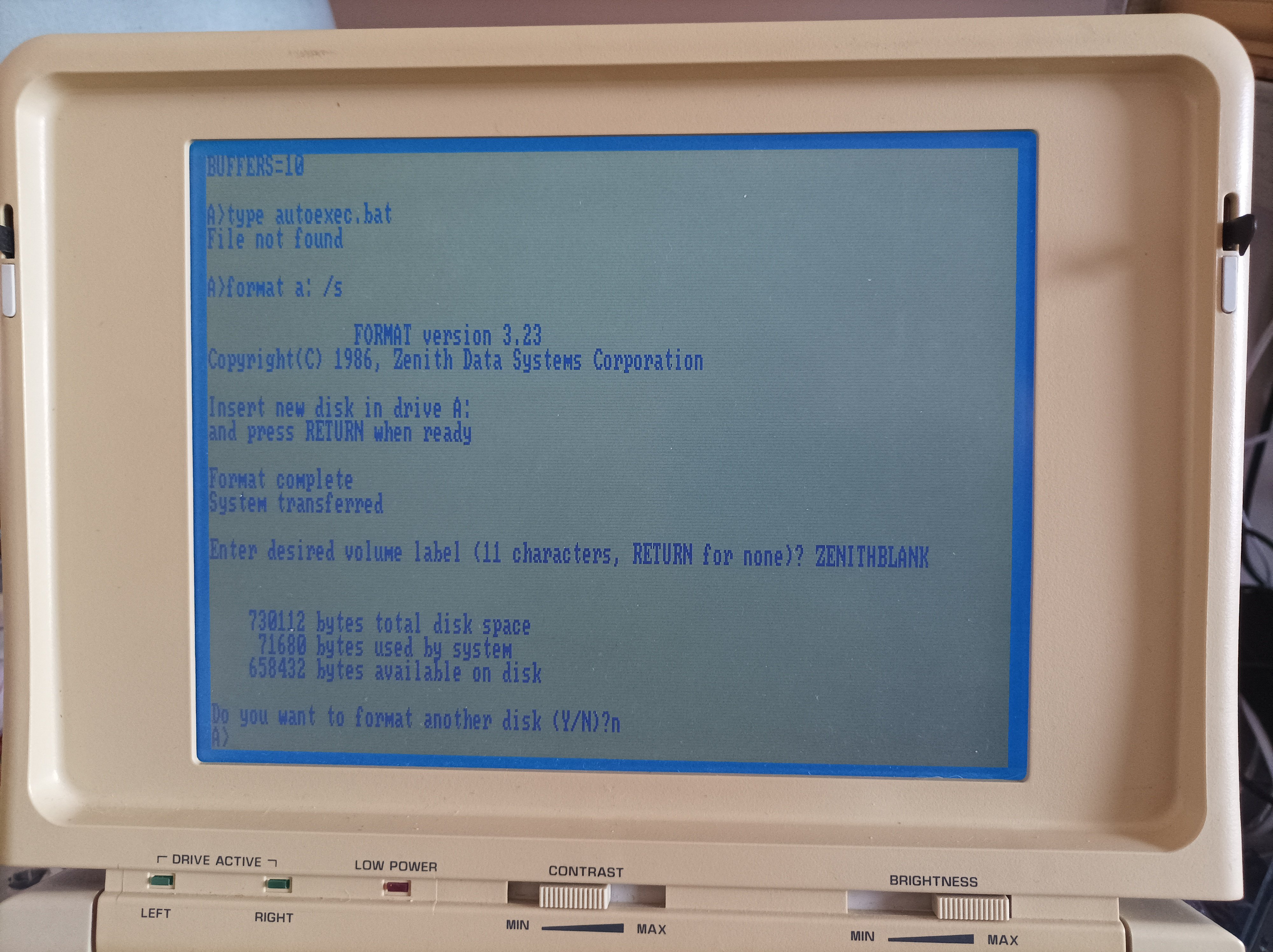 Zenith Supersport ZWL-184-97 Laptop - x86 - Desert Island Fruits